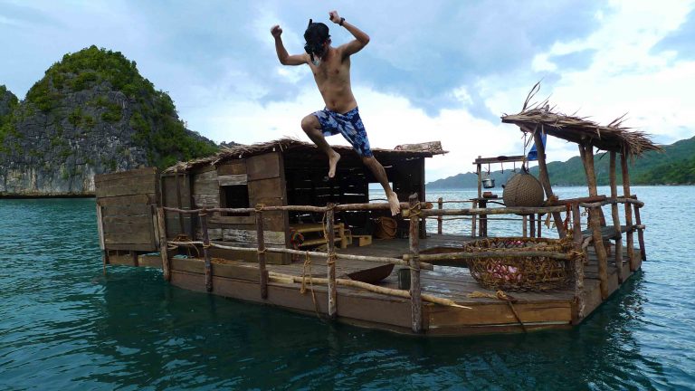 How to survive on a desert island | Survival Classes