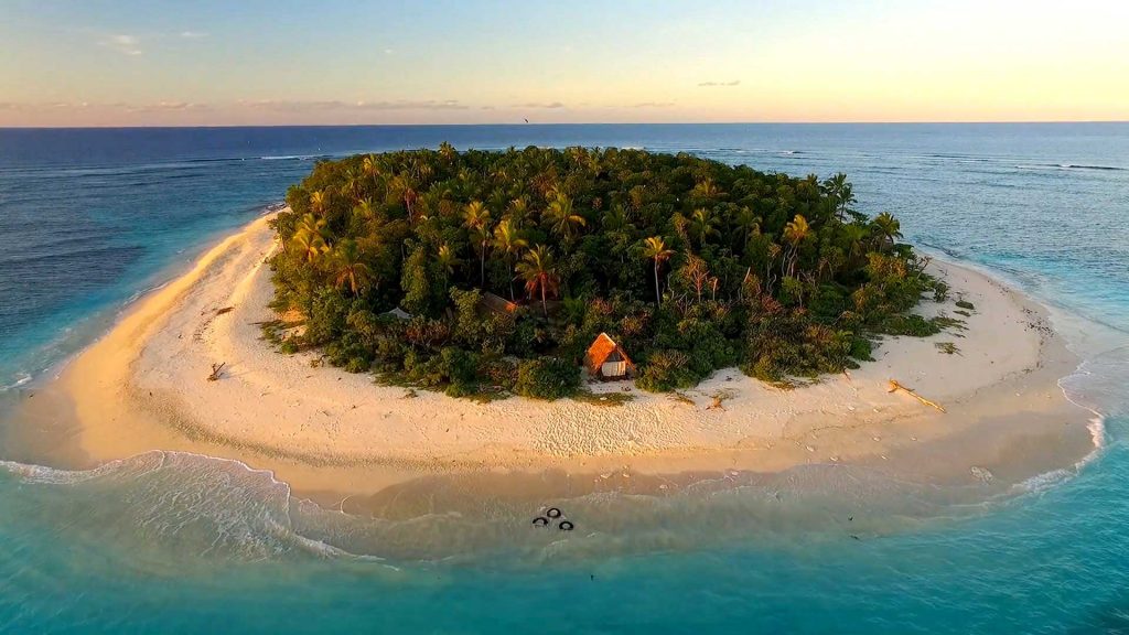 Private Beach Vacation | Best Private Destinations | CASTAWAYS